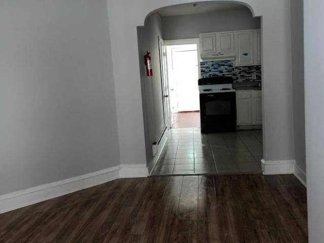 1 Br, 1 bath, Single Family 4942 North 7th Street