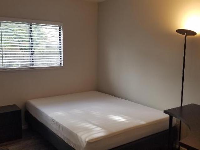 1 Br, 1 bath, Single Family 4983 Wood Brook Court