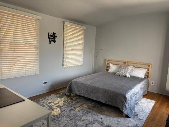 1 Br, 1 bath, Single Family 4016 Hepburn Ave