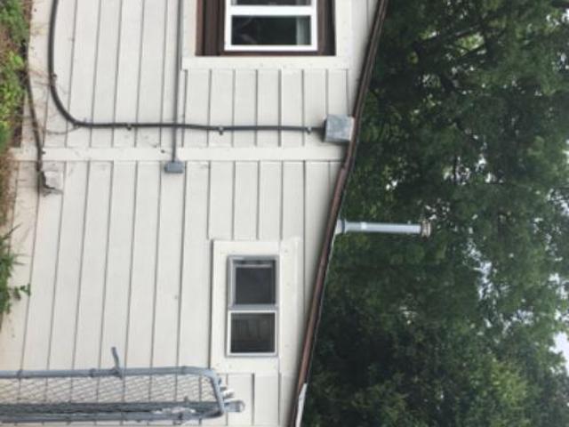 1 Br, 1 bath, Single Family 405 b Burleson