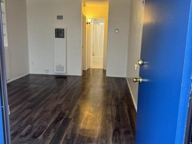 1 Br, 1 bath, Single Family 4070 32nd St