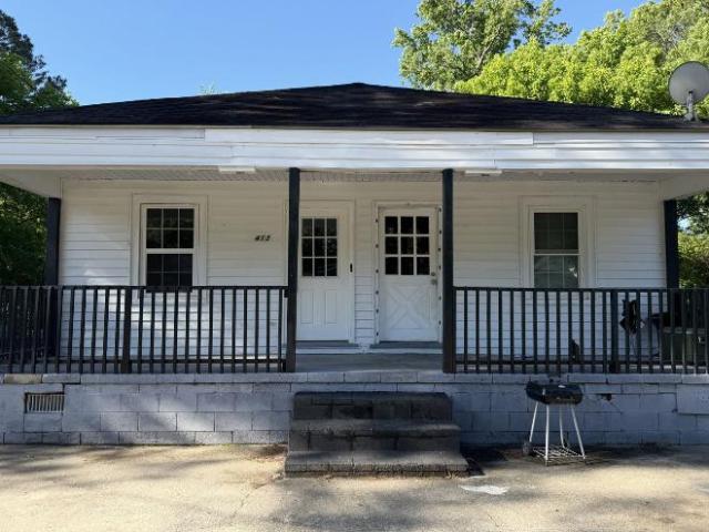 1 Br, 1 bath, Single Family 413 Midway St