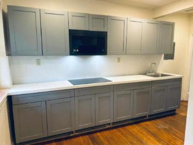 1 Br, 1 bath, Single Family 4125 SW 16th Ter