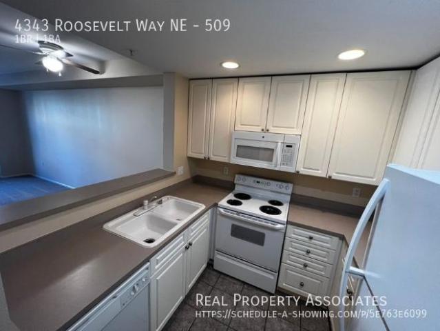 1 Br, 1 bath, Single Family 4343 Roosevelt Way NE