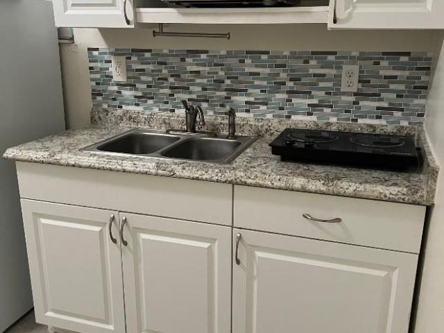 1 Br, 1 bath, Single Family 43 Ave Nw 199 Street