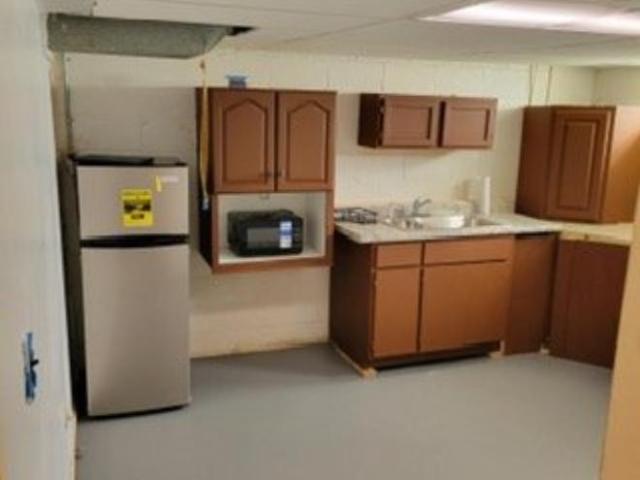 1 Br, 1 bath, Single Family 5437 Elmwood Avenue