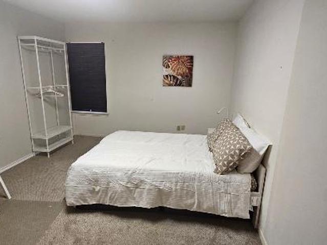 1 Br, 1 bath, Single Family 5618 Sir Gareth Dr