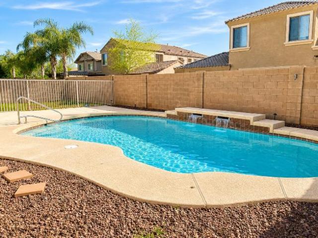 1 Br, 1 bath, Single Family 5644 N Rattler Way