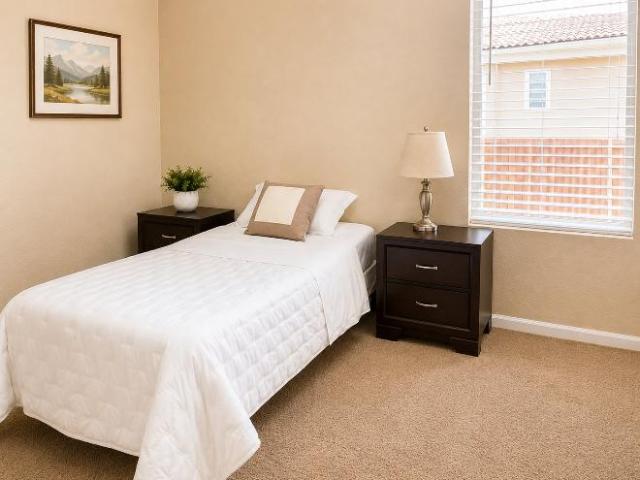 1 Br, 1 bath, Single Family 5644 N Rattler Way