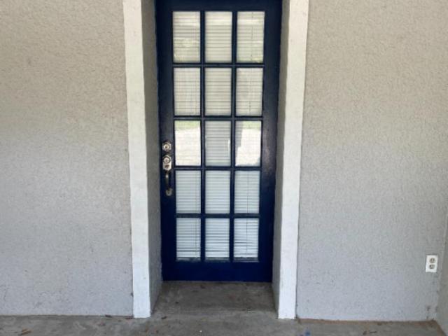 1 Br, 1 bath, Single Family 5767 Lakeville Rd