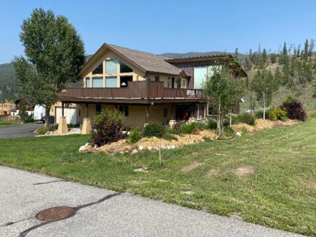 1 Br, 1 bath, Single Family 588 Lake View Circle West