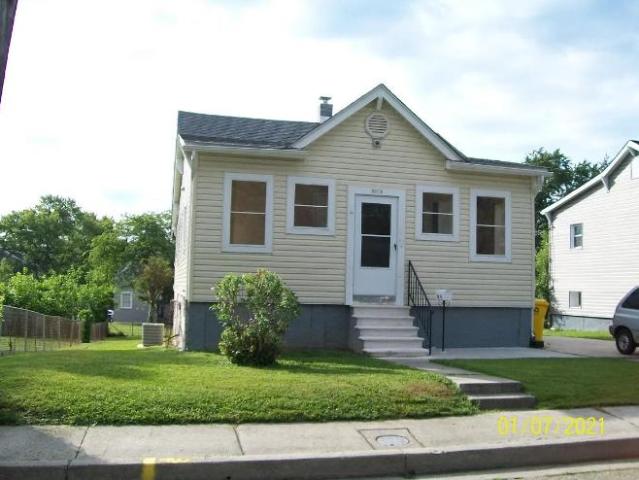 1 Br, 1 bath, Single Family 5913 Sefton Ave