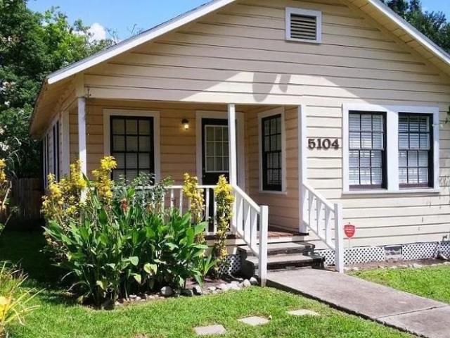 1 Br, 1 bath, Single Family 5104 Dunlop St