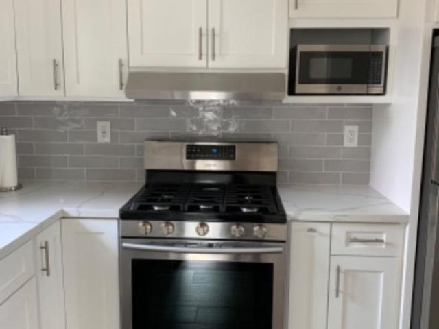 1 Br, 1 bath, Single Family 5122 Ocaso Ave