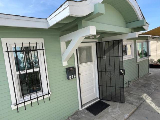 1 Br, 1 bath, Single Family 515 Burlington Avenue