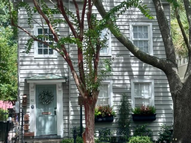 1 Br, 1 bath, Single Family 52 Chapel St