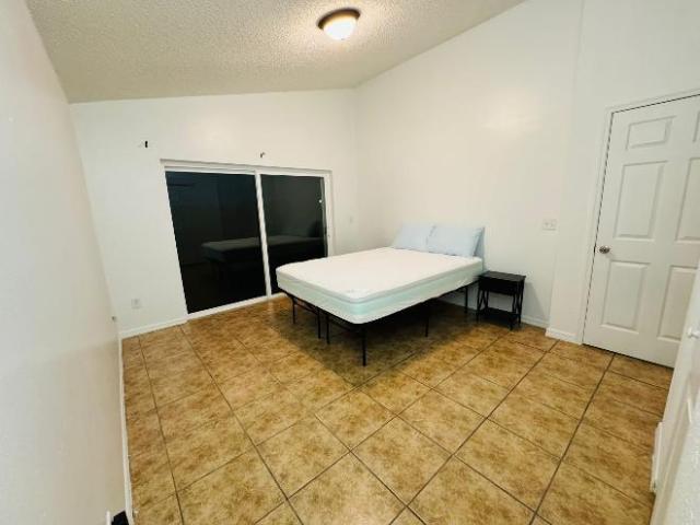 1 Br, 1 bath, Single Family 536 Cheshire Way