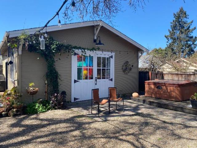 1 Br, 1 bath, Single Family 645 Wright St