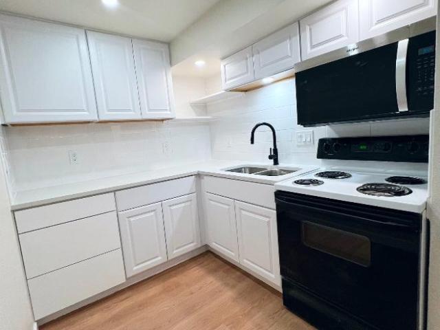 1 Br, 1 bath, Single Family 6520 Depew Ct