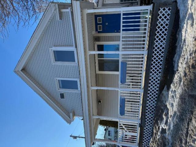 1 Br, 1 bath, Single Family 658 Main Road North