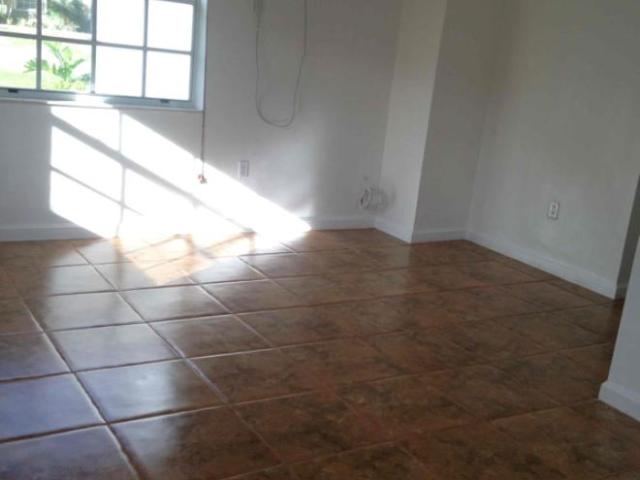1 Br, 1 bath, Single Family 6610 Sw 46th St
