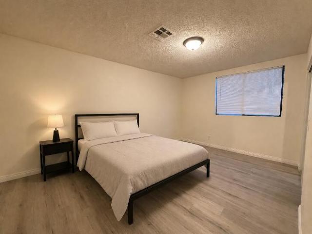 1 Br, 1 bath, Single Family 6802 W Bonillo Dr