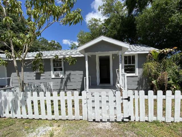 1 Br, 1 bath, Single Family 6332 29th Street North