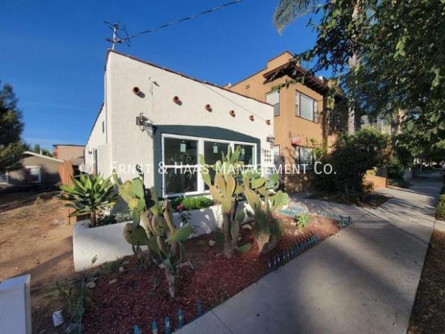 1 Br, 1 bath, Single Family 743 1/2 W 4th St