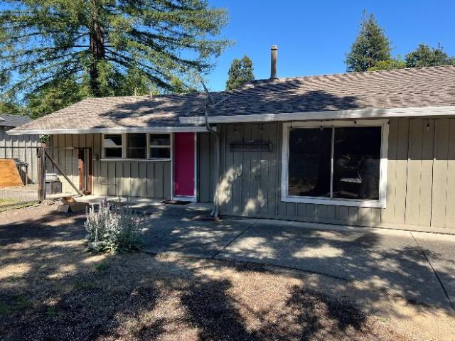 1 Br, 1 bath, Single Family 75 Willow Dr