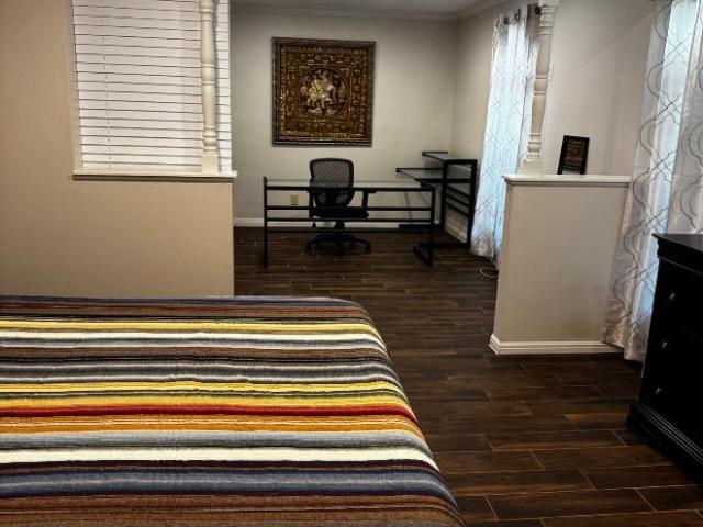 1 Br, 1 bath, Single Family 7618 Cheyne Circle