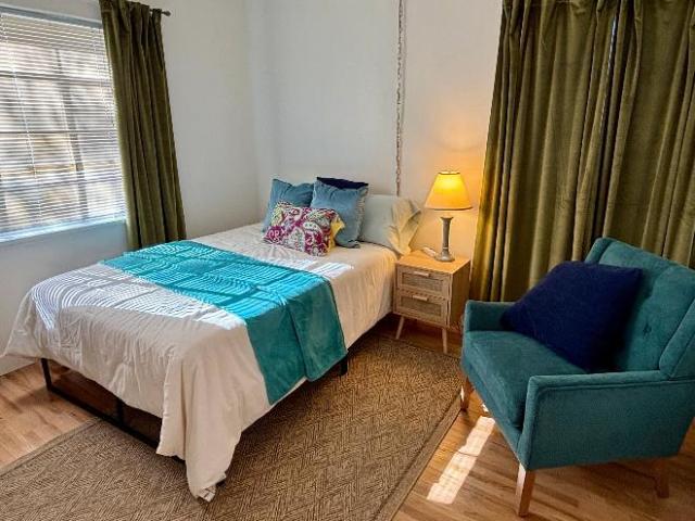 1 Br, 1 bath, Single Family 700 N Monterey Ave