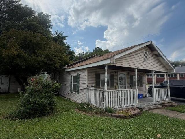 1 Br, 1 bath, Single Family 707 N Delmar Ave