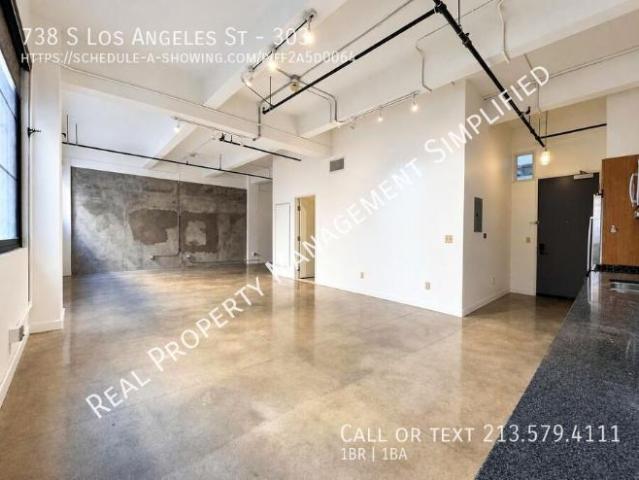 Studio, 1 bath, Single Family 738 S Los Angeles St