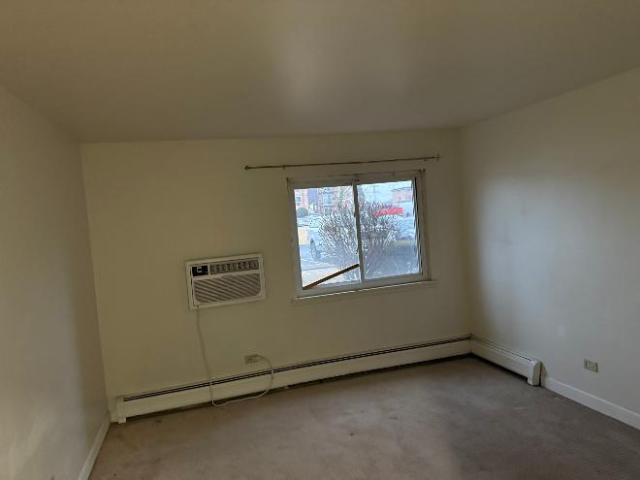 1 Br, 1 bath, Single Family 844 W College Blvd