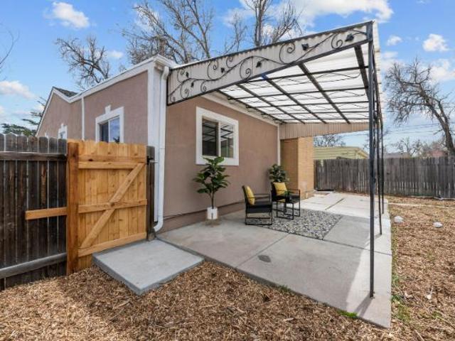 1 Br, 1 bath, Single Family 895 Grove Street