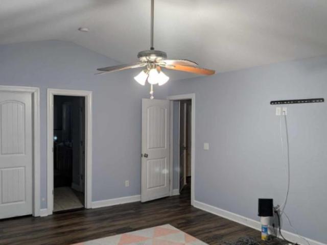 1 Br, 1 bath, Single Family 8040 Becket St