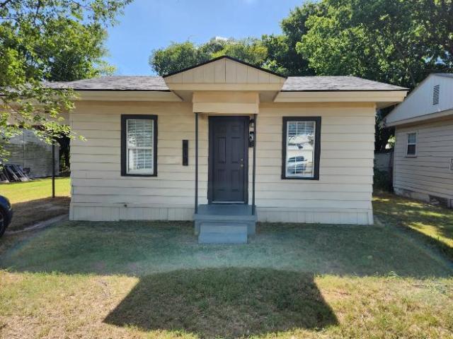 1 Br, 1 bath, Single Family 813 M St NW