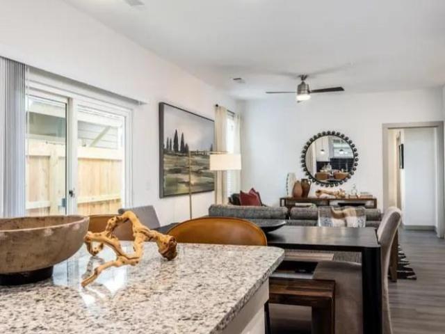 1 Br, 1 bath, Single Family 8220 Horseman Rd