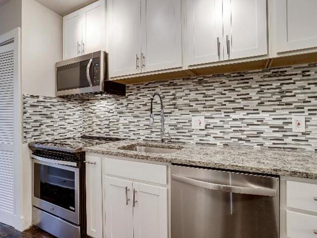 1 Br, 1 bath, Single Family 82 Q Street Southwest