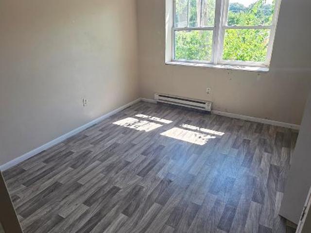 1 Br, 1 bath, Single Family 946 Oliver Ave