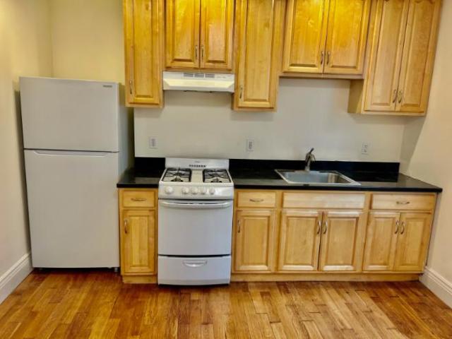 1 Br, 1 bath, Single Family 959 Capp St