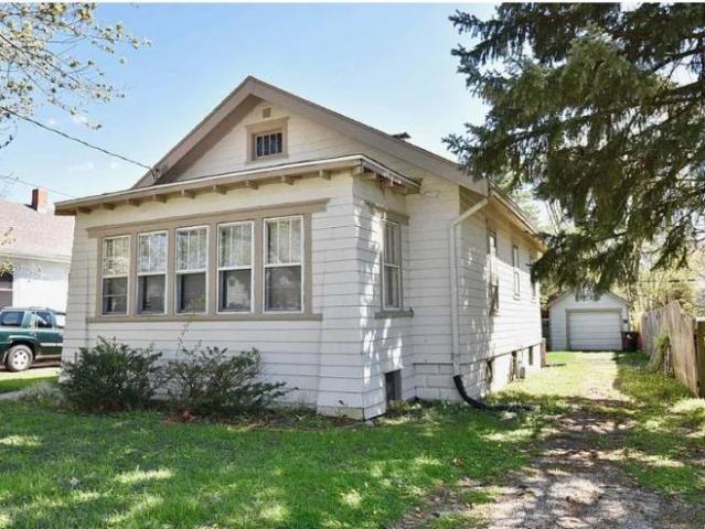 1 Br, 1 bath, Single Family 914 Gift