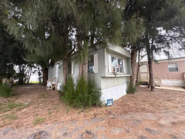 1 Br, 1 bath, Single Family 920 Boardwalk Ln