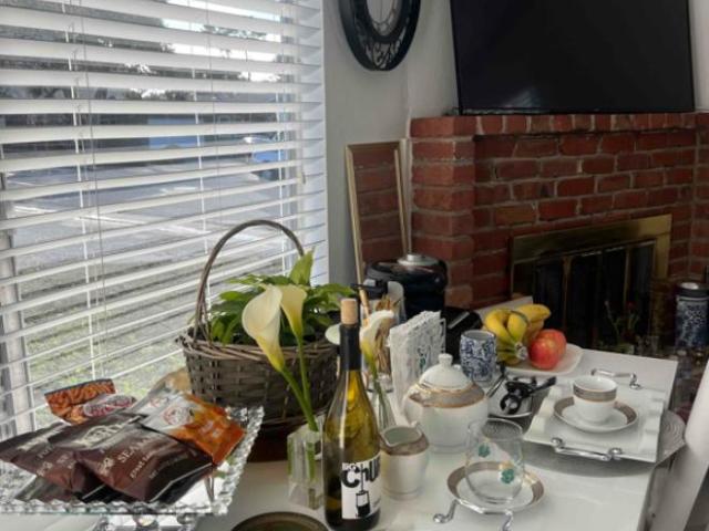 1 Br, 1 bath, Single Family 920 Hillcrest Ct