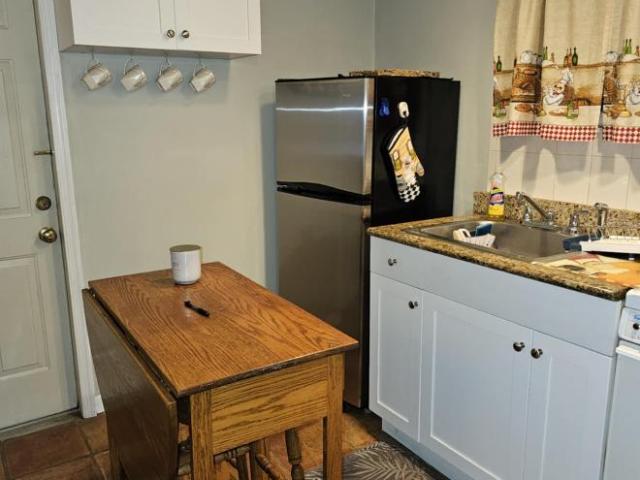 1 Br, 1 bath, Single Family 9 Drexel Rd