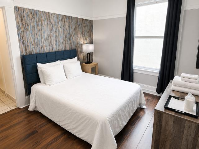 1 BR, 1 BA Apartment Hotel Ikon, San Francisco, CA 94108