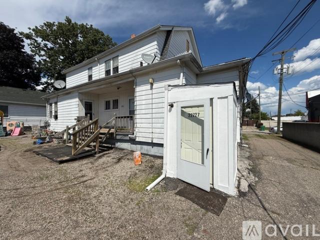 1 BR, 1 BA Apartment Rein Ave, Unit Lower, Eastpointe, MI 48021