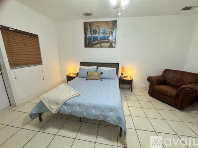1 BR, 1 BA Apartment SW 48th Ct, Unit A, Coral Gables, FL 33143