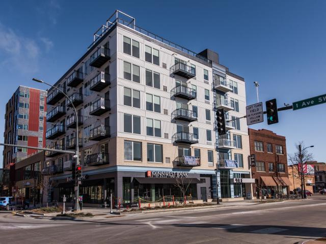 1 BR, 1 BA Apartment the HUE 33 4th Street SW Rochester, MN 55902, Rochester, MN 55902