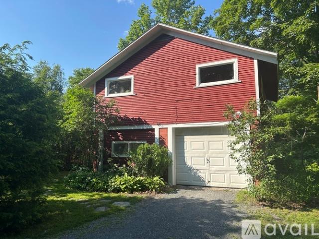 1 BR, 1 BA Apartment Vermont 128, Unit Carriage House Apartment, Westford, VT 05494